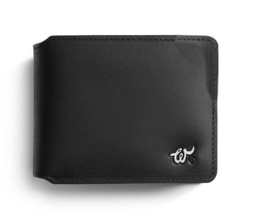 Order Woolet Juice Bifold + Built-In Powerbank Smart Wallet Worldwide ...